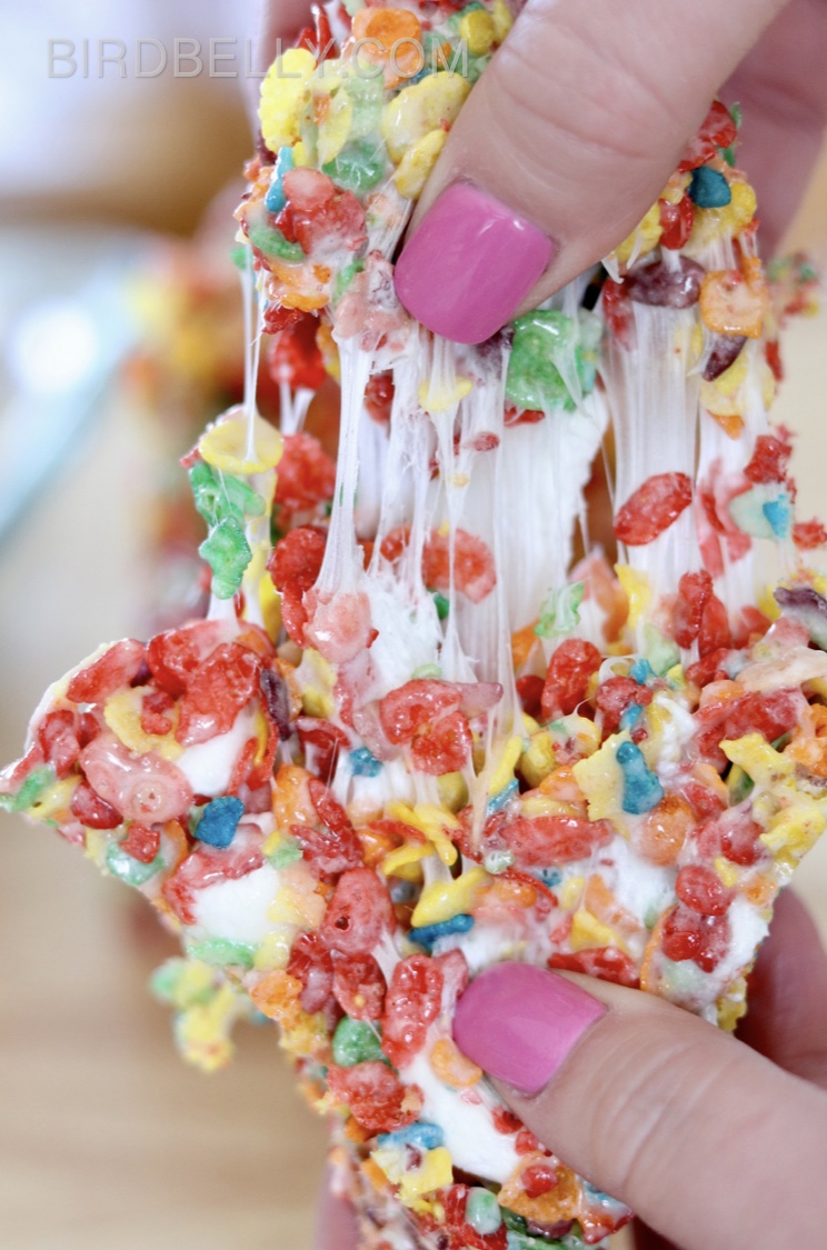Fruity Pebble Treats – birdbelly